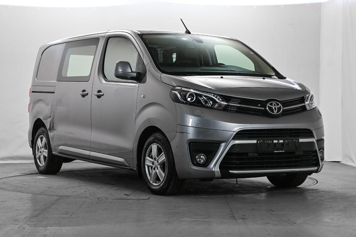 2019 Toyota PROACE 2.0D 122HK COMFORT L2 AUTOMAT RYGGEKAMERA XENON DELSKINN