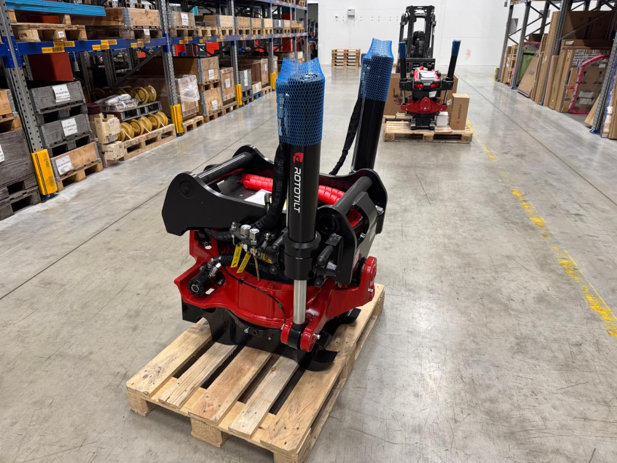 2022 - R8 - Rototilt - S70