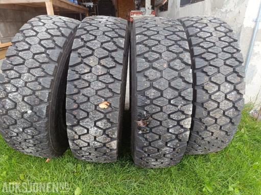Hjulsett - Good year 265/70 R19,5 G124