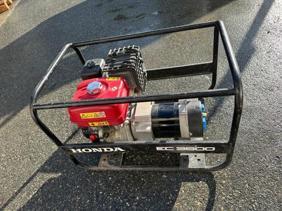 2016 Honda EC 3600 Aggregat