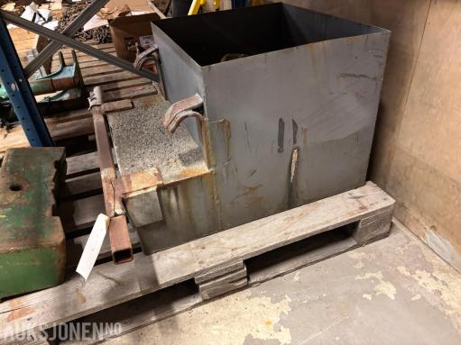 240KG LODD TIL TRAKTOR