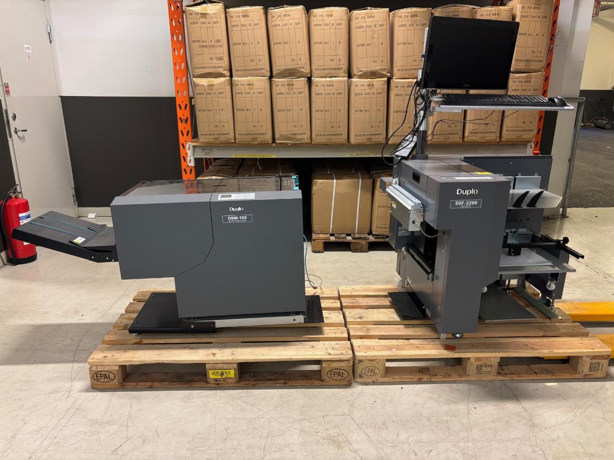 2018 Duplo DSF-2200 Sheet Feeder with DBM-150 Dynamic Booklet Maker
